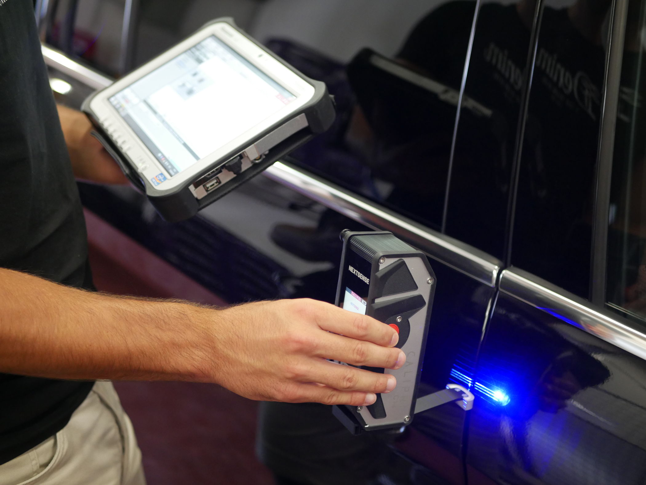 Nextsense präsentiert neues Profil- und Spaltmessgerät CALIPRI C14