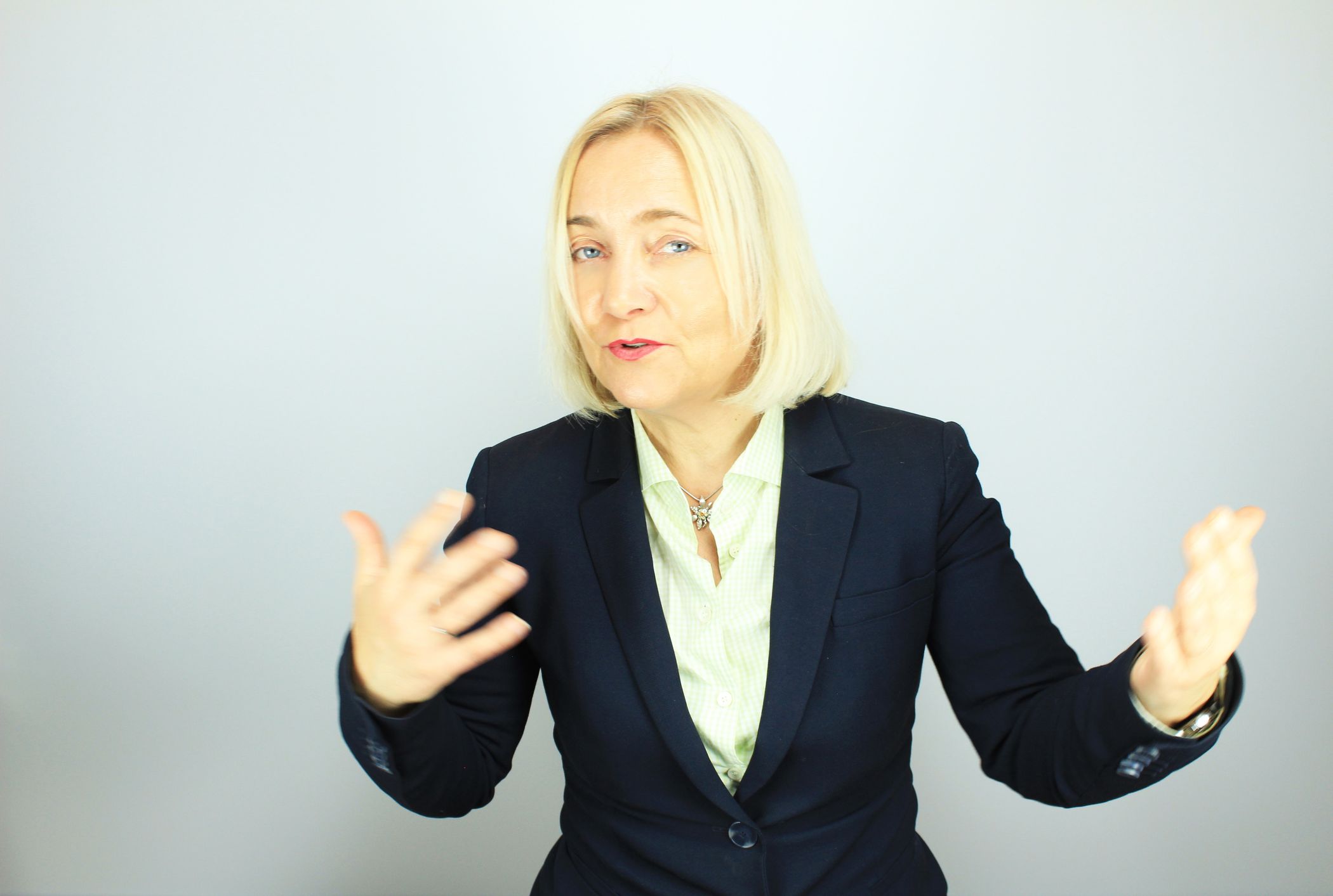 14.5.: Live-Stream mit Vordenkerin Dr. Sonja Radatz