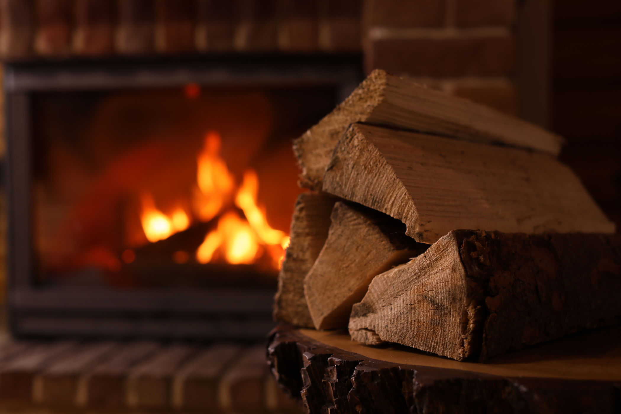 Konventionelle Holzheizungen sind nicht klimaneutral Konventionelle Holzheizungen sind nicht klimaneutral