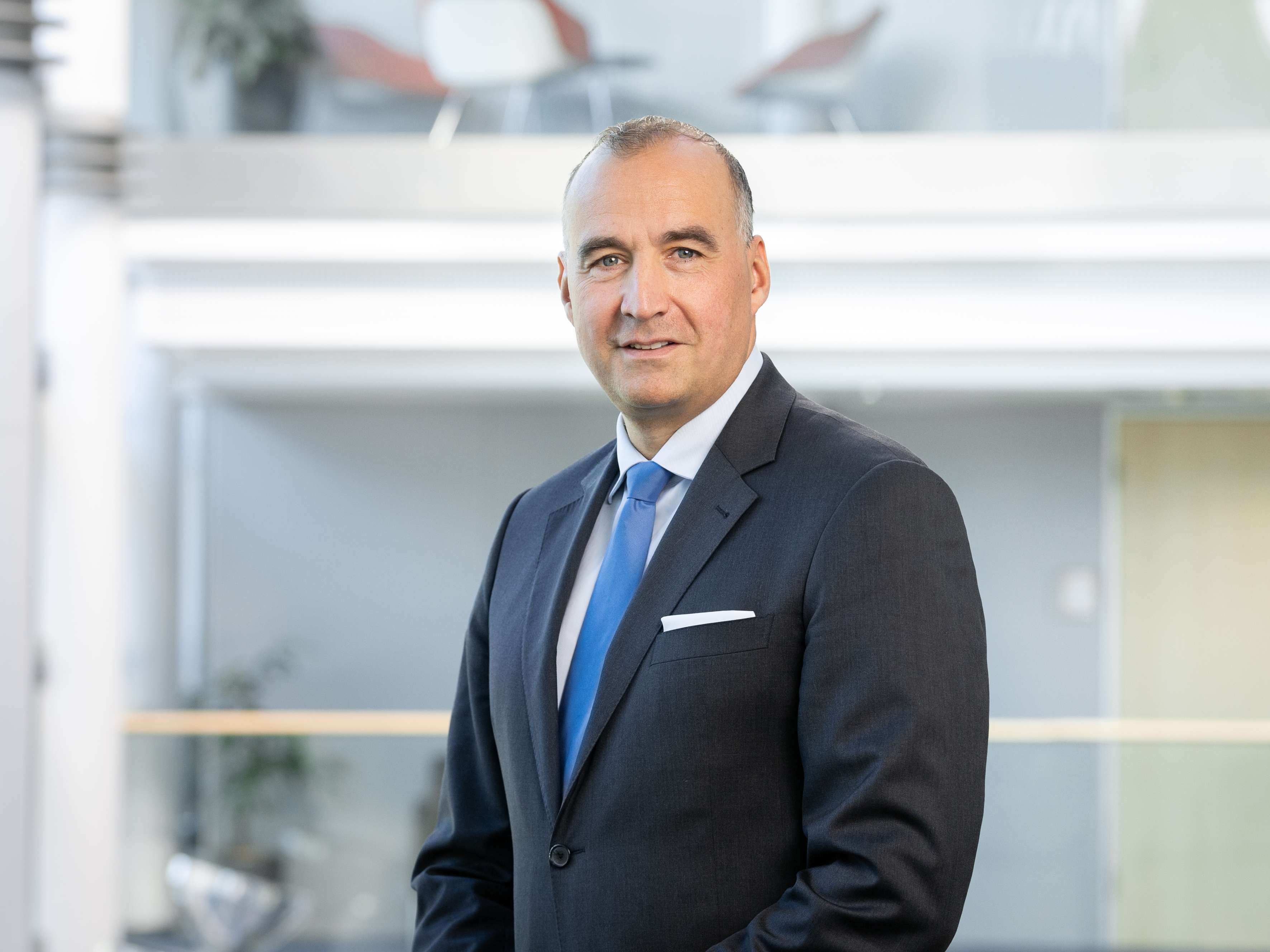 Frequentis AG: CEO Norbert Haslacher renewed for another 5 years